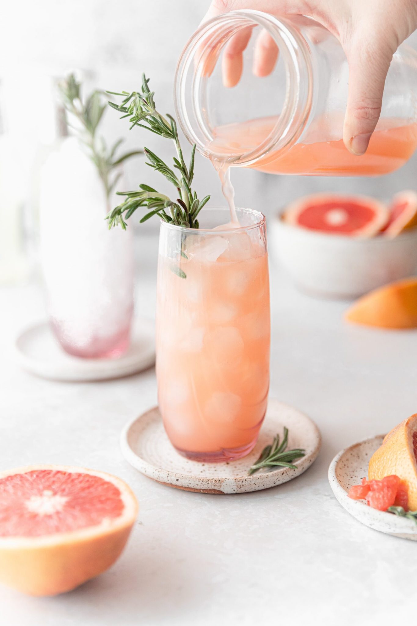 15 Best Mule Drinks (The Best Variations of Moscow Mule Cocktails)