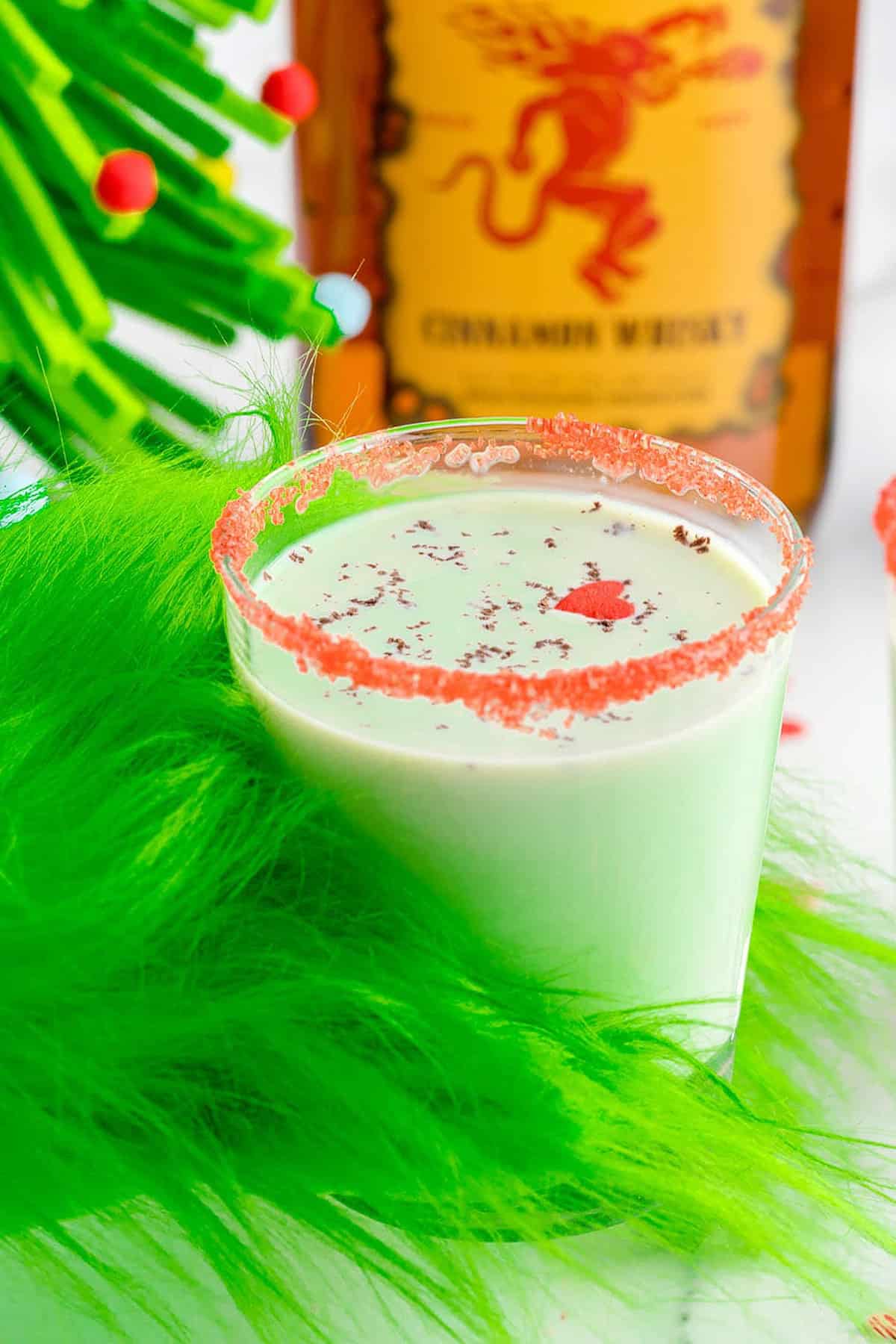 10 Festive Baileys Christmas Cocktails - The Littlest Crumb