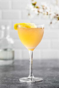 5 Unique Earl Grey Cocktails (For Tea Lovers!)