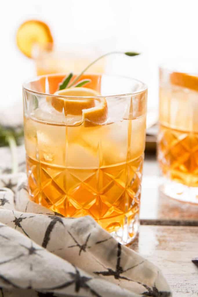 5 Unique Earl Grey Cocktails (For Tea Lovers!)