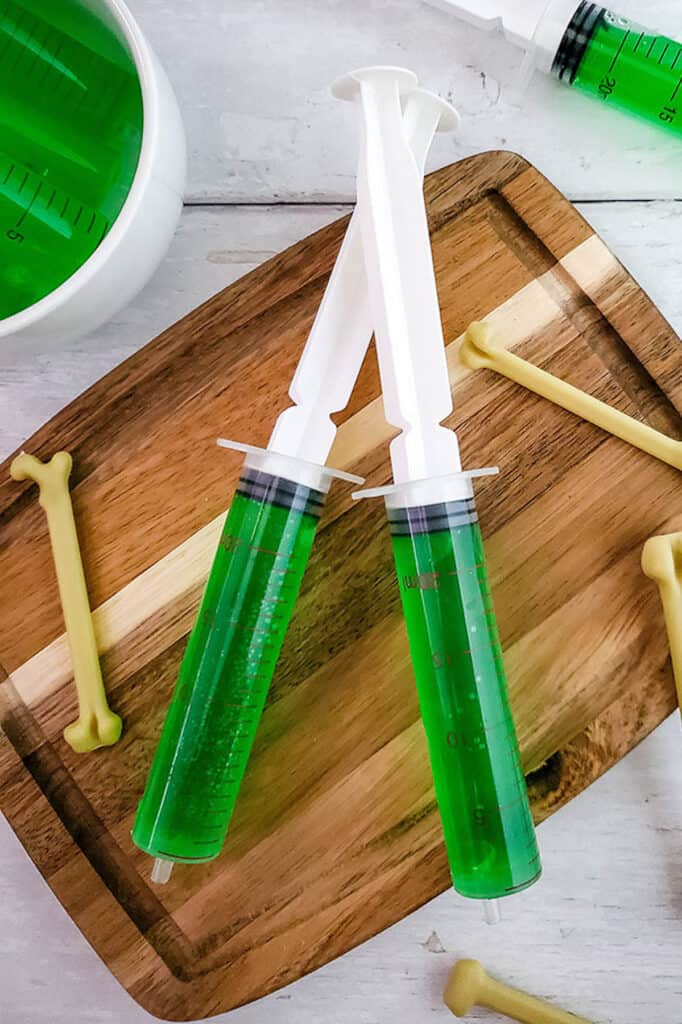 10+ Spooky Halloween Jello Shots