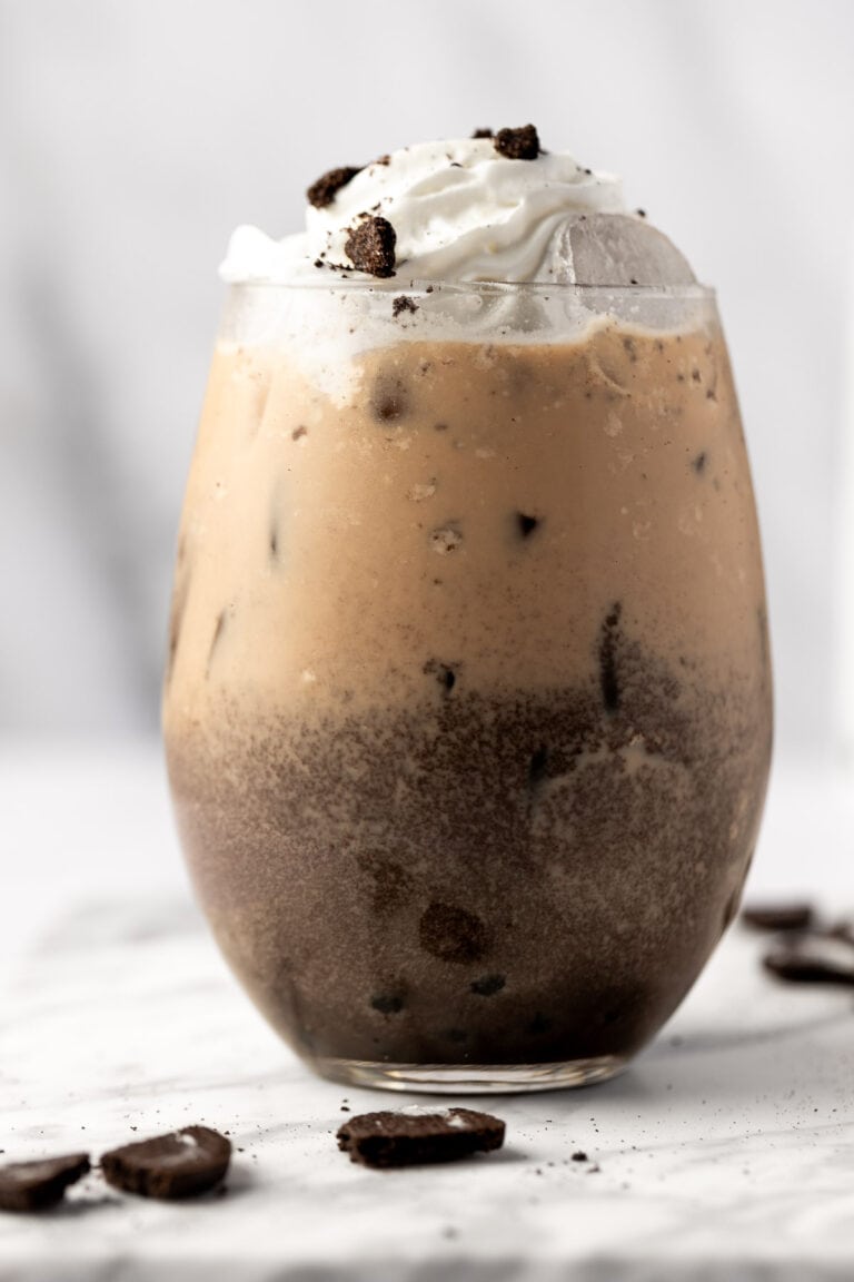 Oreo Milk Tea - The Littlest Crumb